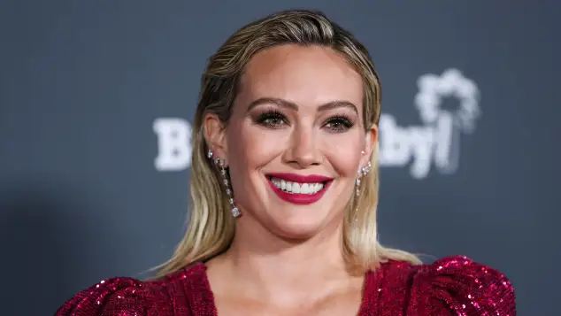 Adorable! Hilary Duff Shares Photo Of Her Newborn Baby Adorable! Hilary Duff Shares Photo Of Her Newborn Baby