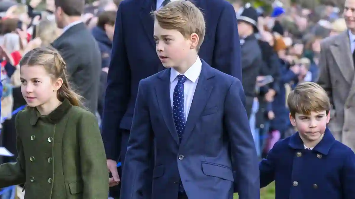 Rita Ora Sexy In See-Through Look On the Road!