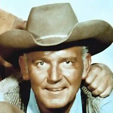 The best pictures of celebs, VIPs, movies & shows I PROMIPOOL.com