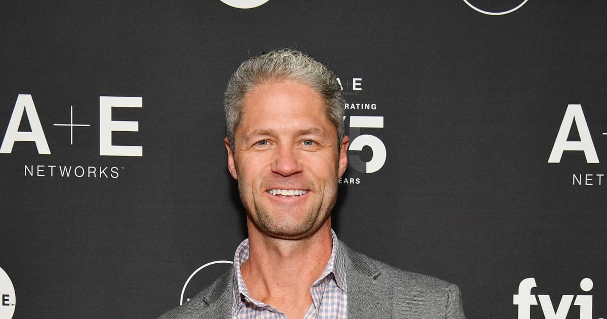 Live Pd Sgt Sean Sticks Larkin Is Dating Lana Del Rey