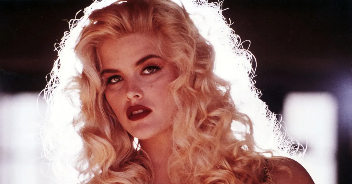 In Memoriam: Remembering Anna Nicole Smith's Tragic Death