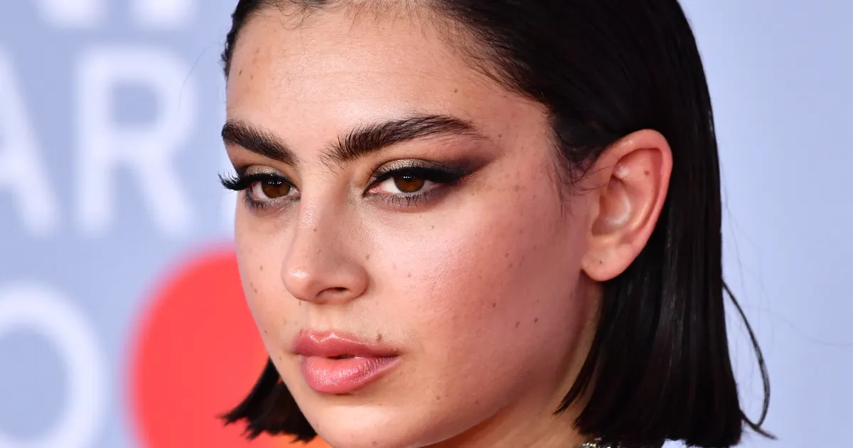 Charli XCX "Boom Clap" Singer's Rise To Fame