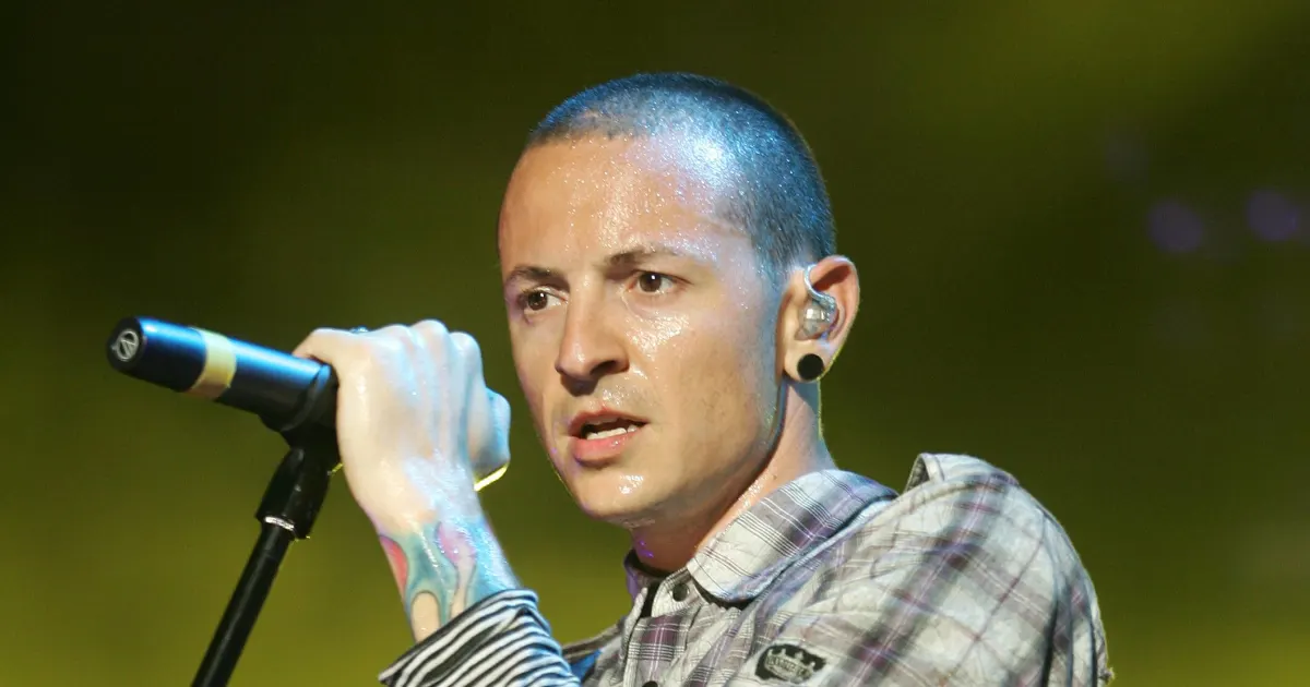Le Mystère Derrière La Mort De Chester Bennington