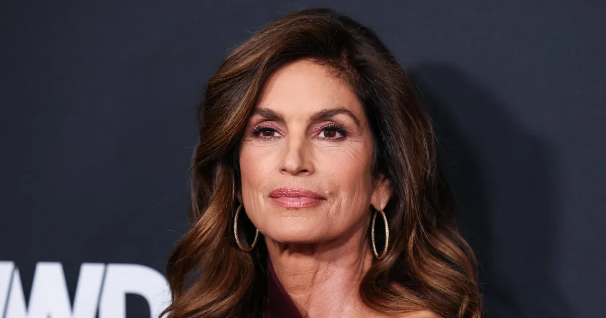 After 10 Years: Cindy Crawford Reveals Secret Health Battle