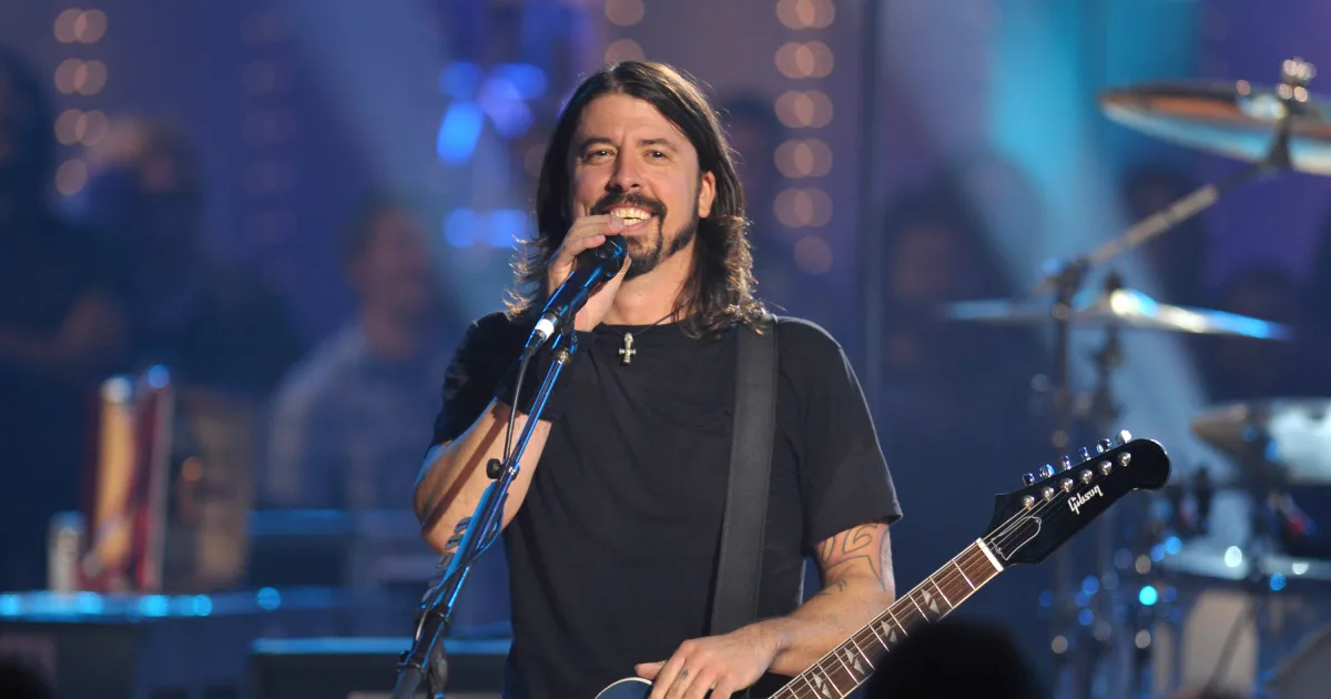 Dave Grohl Slams Fake News Photo Of His New Baby
