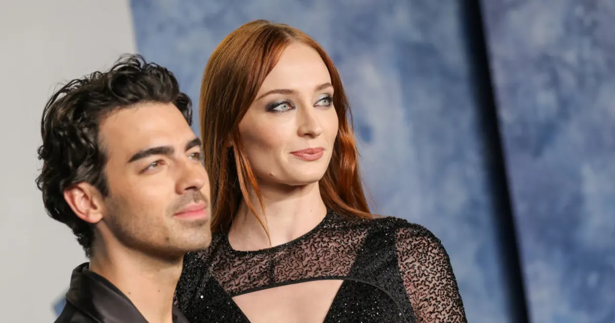 It's Official: Joe Jonas Files For Divorce