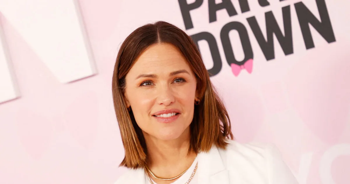 Sad News: Jennifer Garner's Father Dies At 85