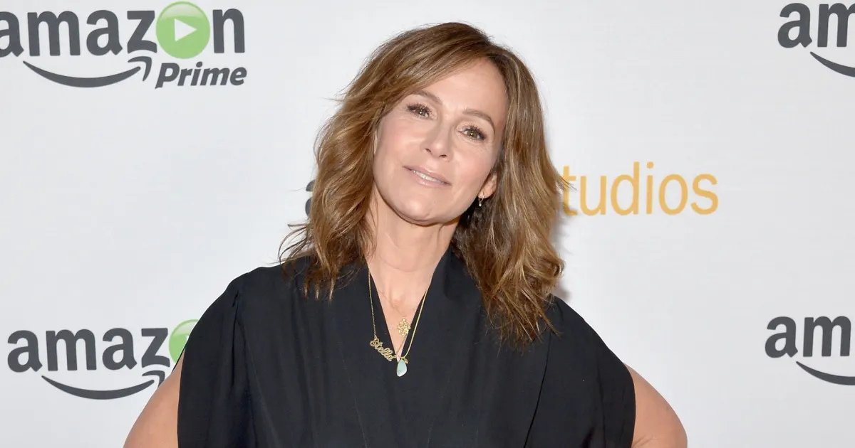 "Filter Free": Jennifer Grey Shows How She Really Looks At 62
