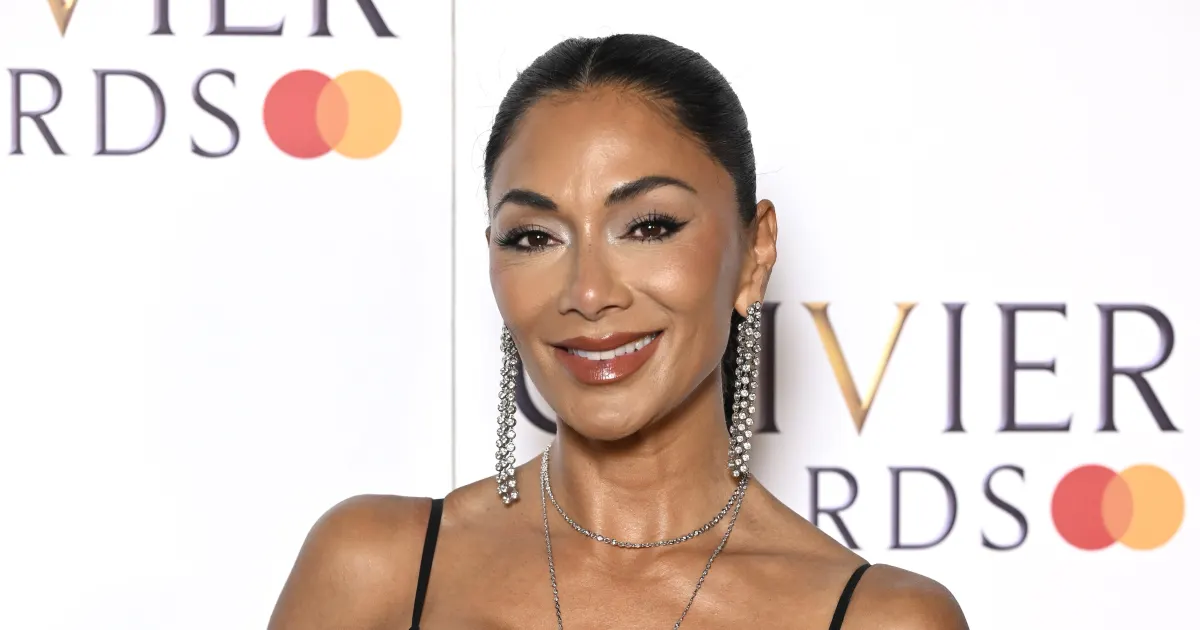 Wow Nicole Scherzinger Flaunts Stunning Curves In Tight Bikini