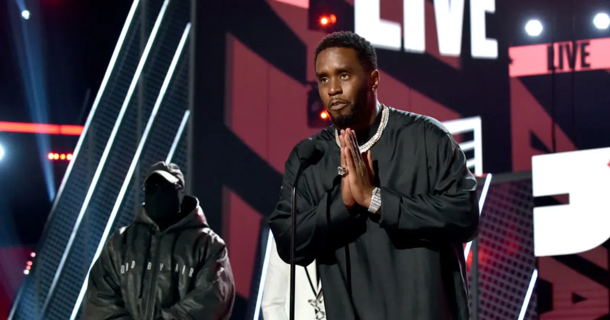 Good Man! P. Diddy Signs Rights Back To Artists