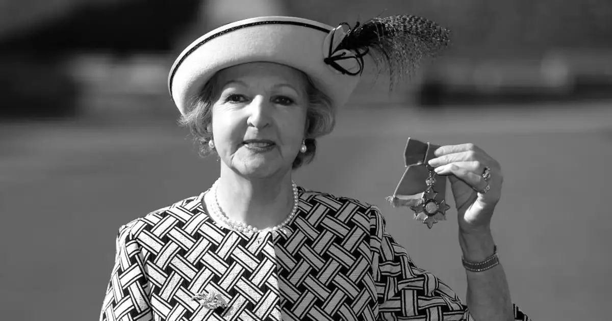 'The Good Life' Star Dame Penelope Keith Dies at 86