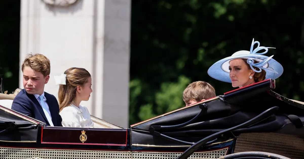 Awkward Moment: Princess Kate & Her Children Booed by Protesters