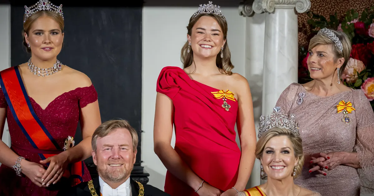 A Glamorous Appearance: Amalia's Little Sister Steals the Show