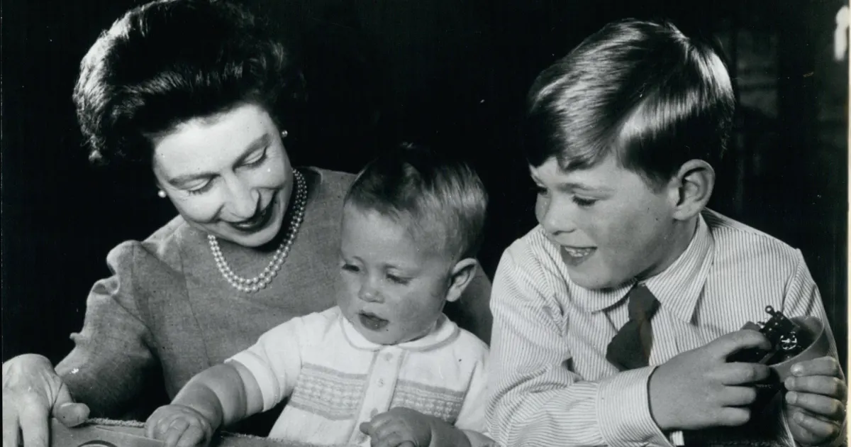 British Royals: Inside The Best Childhood Photos