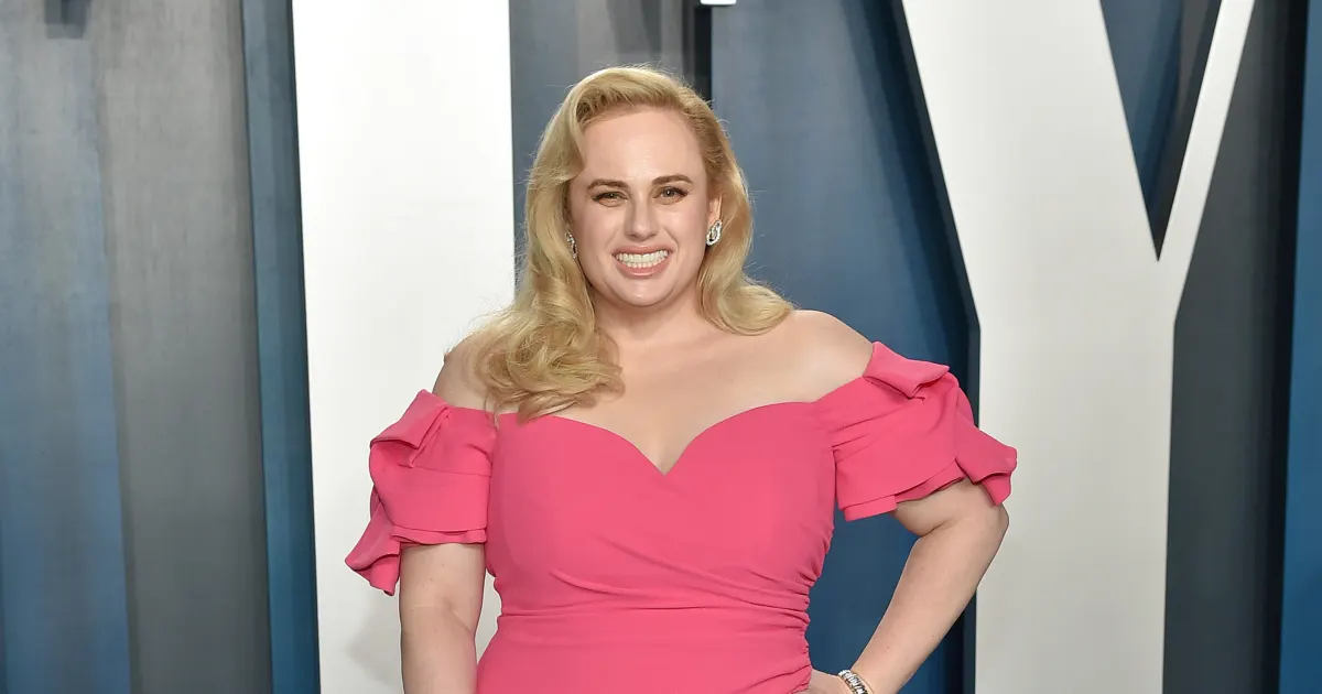 La Transformation Impressionnante De Rebel Wilson En Images