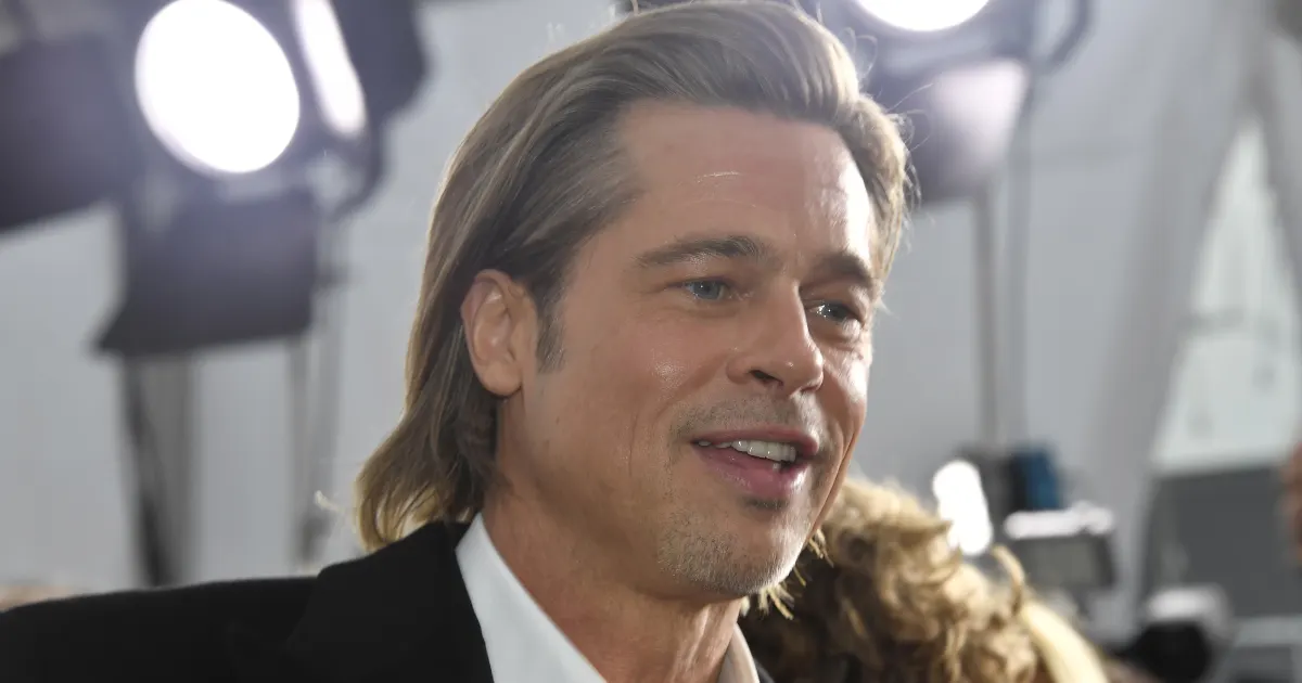 Brad Pitt Talked About His Tinder Profile At The 2020 SAG Awards