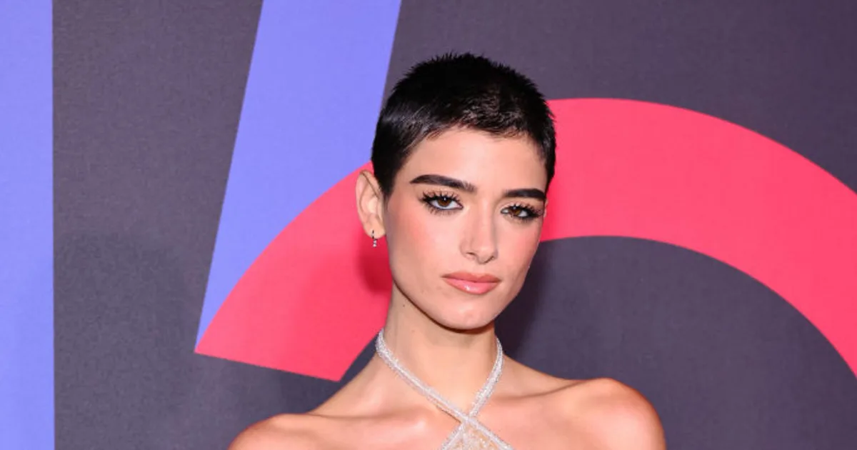 Awesome Transformation Dixie D Amelio Has Shaved Off Her Hair