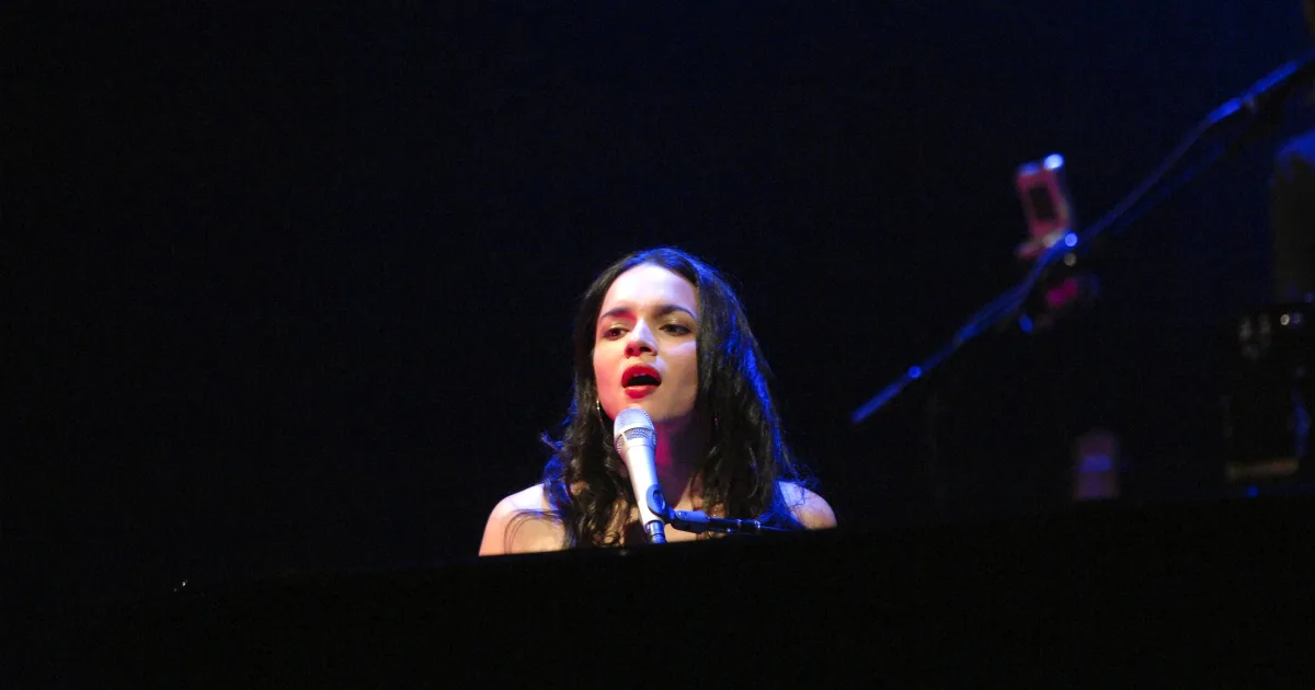 10 Facts About Singer Norah Jones
