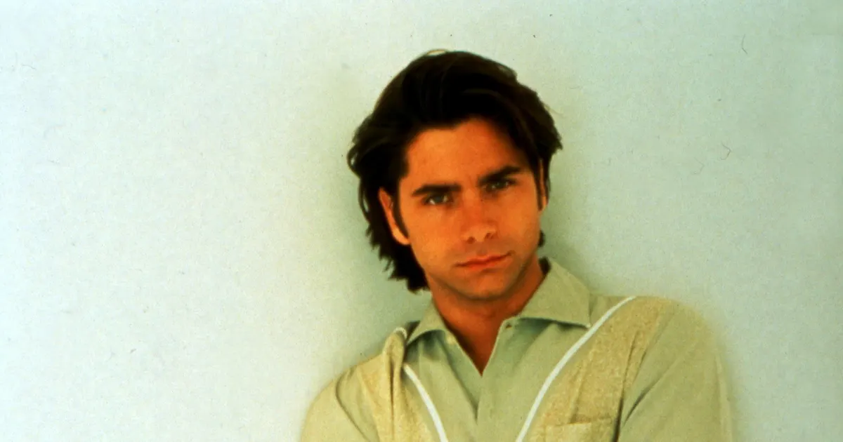 'Full House' Star John Stamos Strips Naked: 'Full House' Star John Stamos Strips Naked: