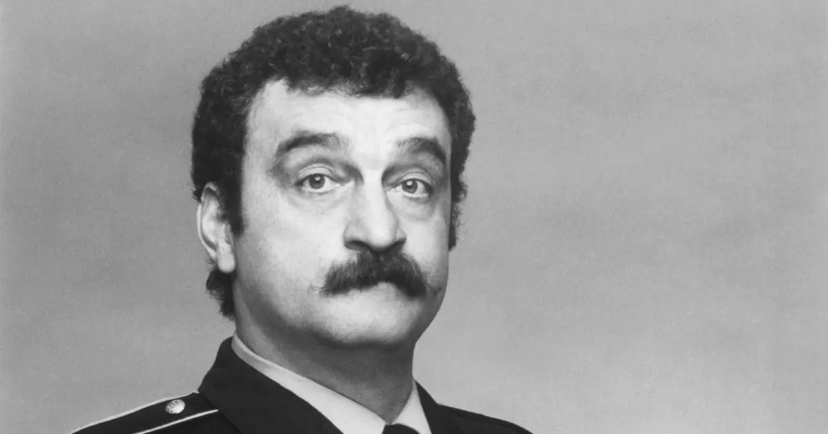 'Carter Country': This Is Victor French's Cause Of Death