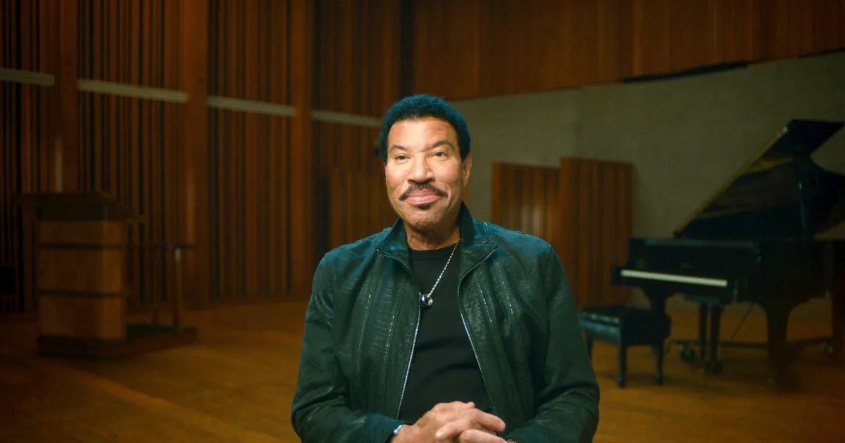 Everything About Lionel Richie's Incredible Career