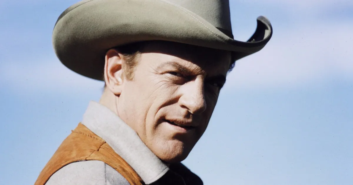 'Gunsmoke' Star James Arness' Love Life & Last Wife Janet