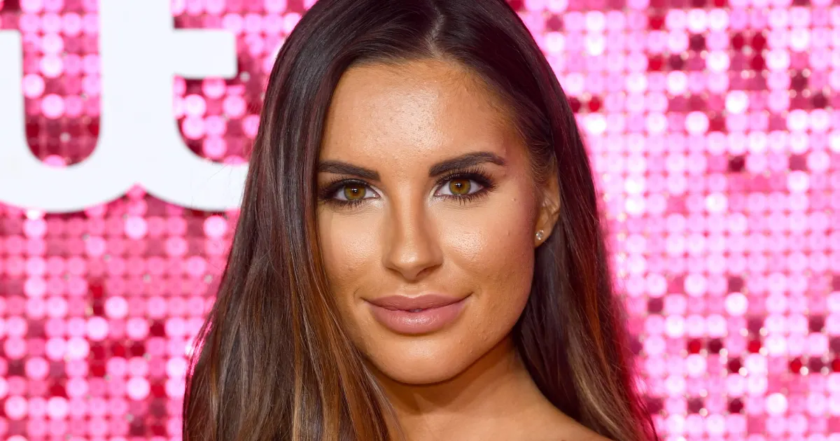 Hot Mama! Jess Shears Shows Off Growing Baby Bump In Lingerie