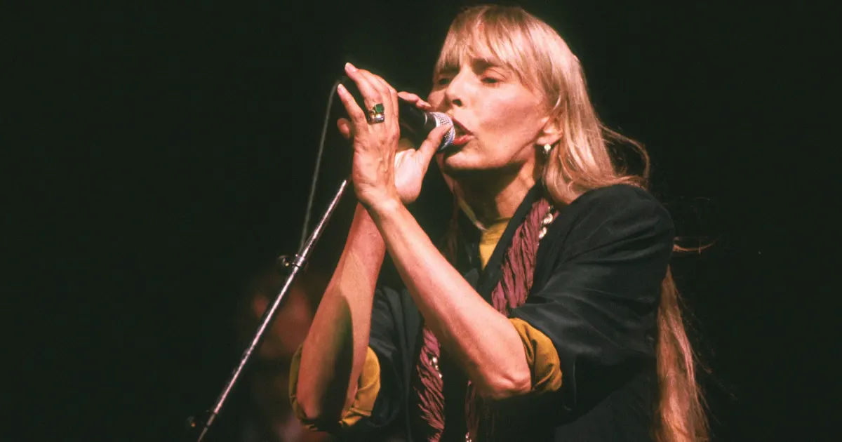 Five Facts About Folk Legend Joni Mitchell
