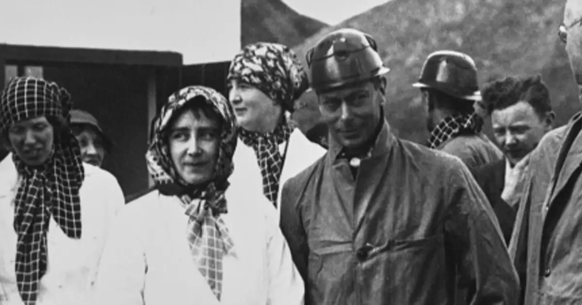 Royals: George VI & The Queen Mother's Love Story