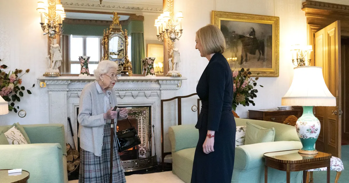 The Queen: These Are Her Final Pictures