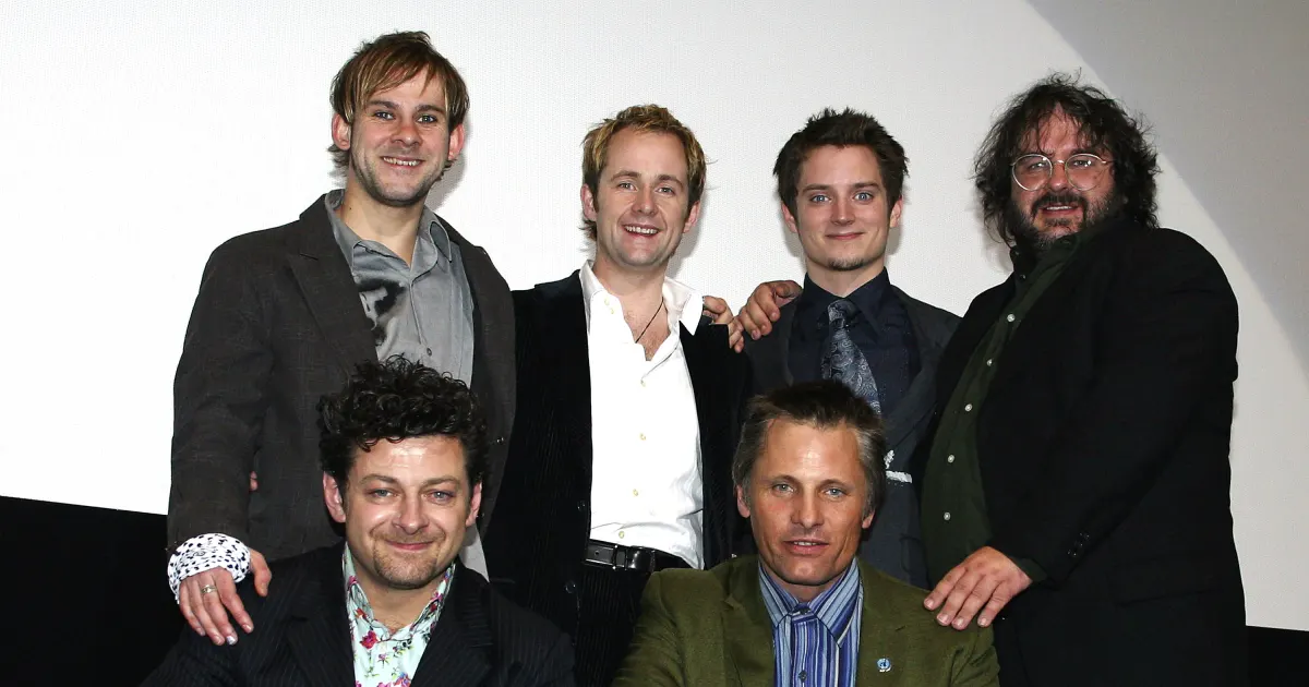 'Lord Of The Rings' Cast Reunites And Raises $80K For Charity