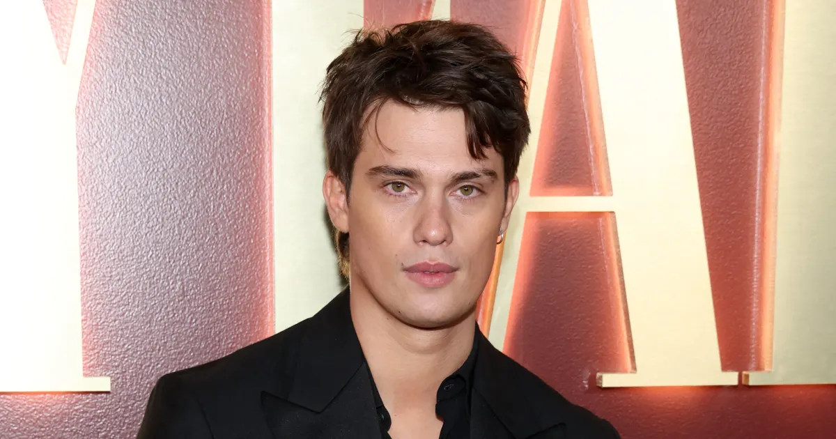 WOW: Nicholas Galitzine's Super Sexy Transformation