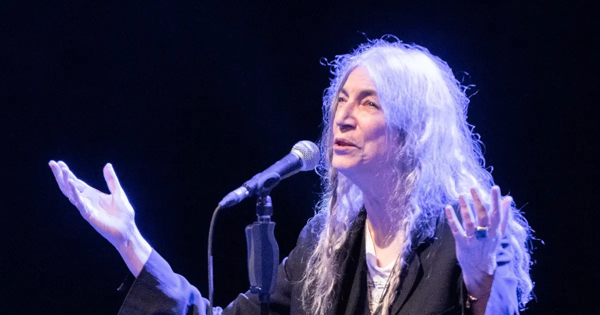 Patti Smith Hospitalized, Italian Concert Canceled!