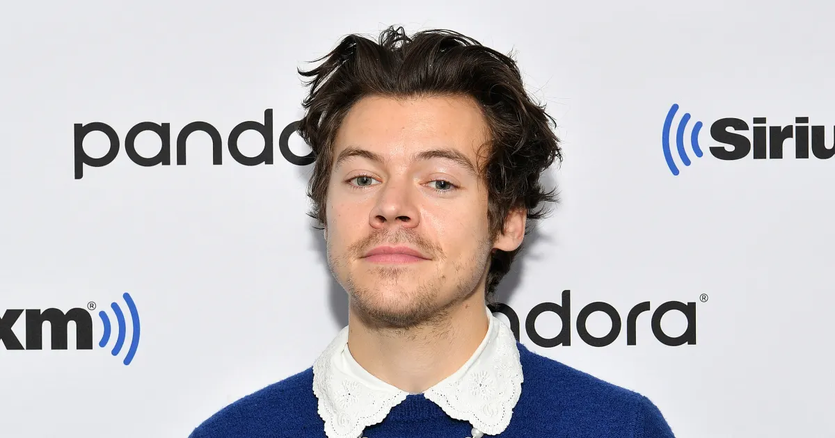 Stars With Flaws: These Celebs Have Bizarre Body Parts