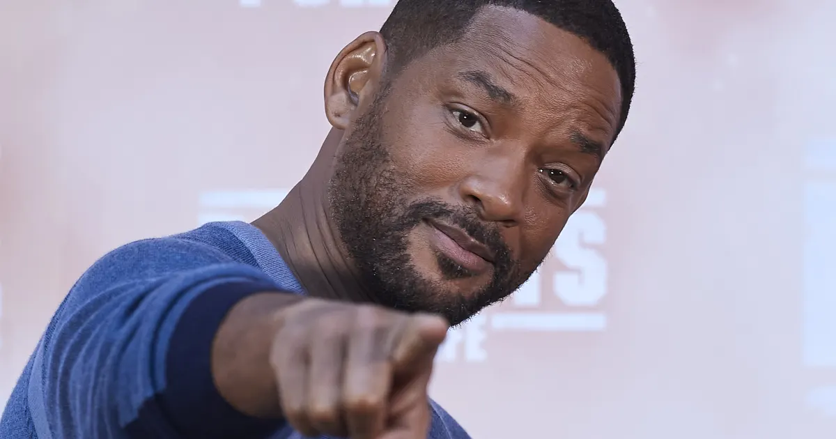 Will Smith Blasts Off To Sci-Fi Heights With 'Resistor'