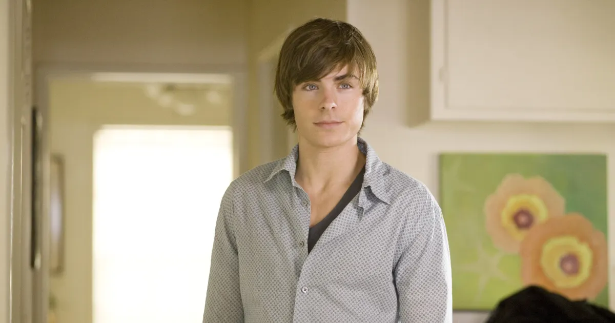 "My Valentine": Zac Efron Posts Adorable Photo With Little Sister