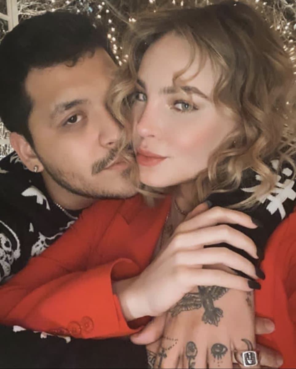 Christian Nodal Y Belinda Son Nombrados “la Pareja Del Año”