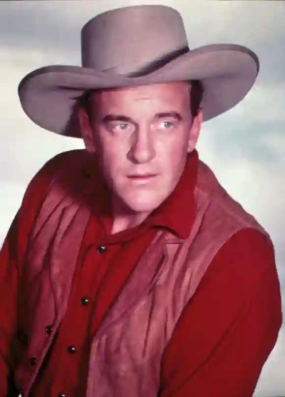 'Gunsmoke': James Arness' Sad Cause Of Death In Memoriam