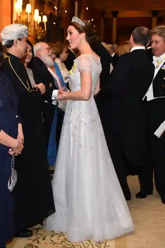 Royals: The Princess Of Wales' Most Beautiful Evening Gowns