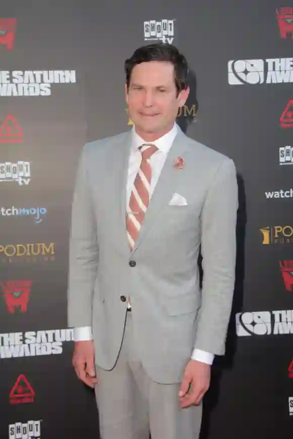 Henry Thomas: The Kid From 'E.T. The Extra-Terrestrial' Today