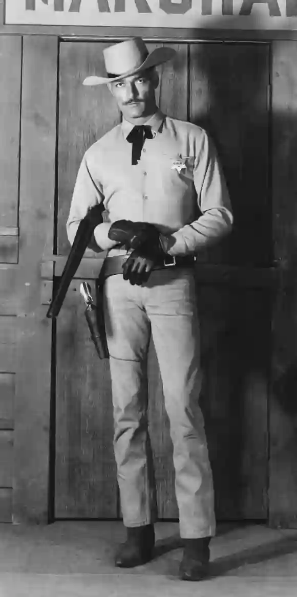 'Lawman' Actor John Russell's Cause Of Death