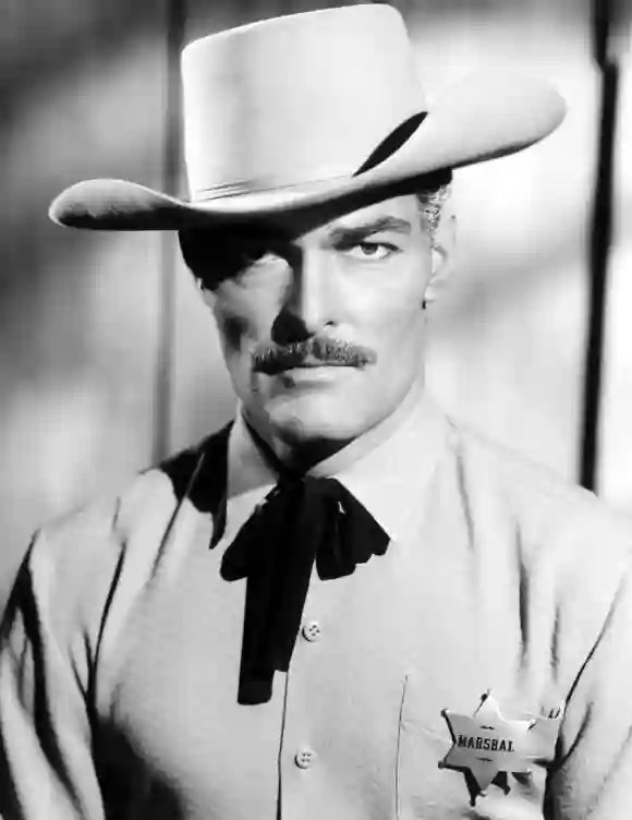 'Lawman' Actor John Russell's Cause Of Death