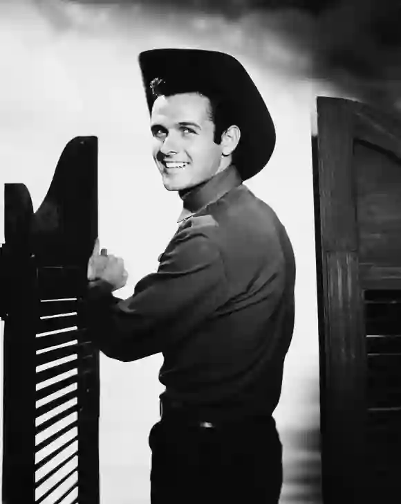 'Johnny Ringo': 10 Wild Facts About The Western